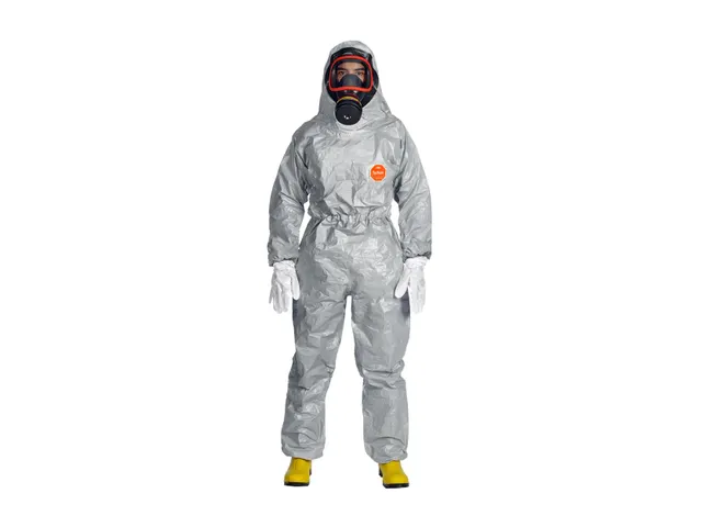Tyvek DuPont Tychem 6000 F FaceSeal overall - XXL