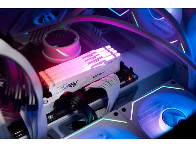 Kingston 64GB 6000MT/s DDR5 CL30 DIMM (Kit of 2) FURY Beast White RGB EXPO